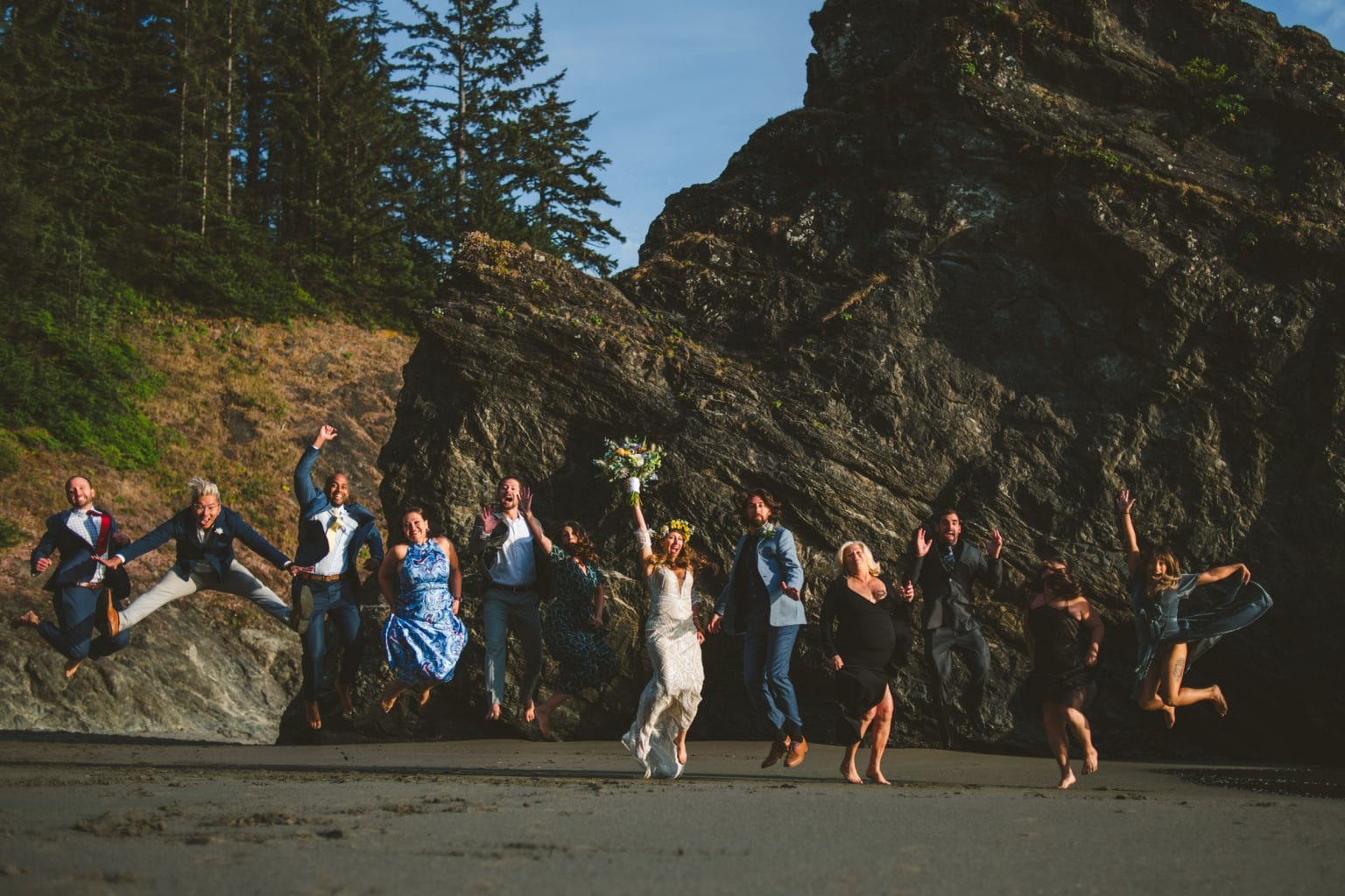 Eloping with Family & Friends – How to Include Your Favorite People in ...